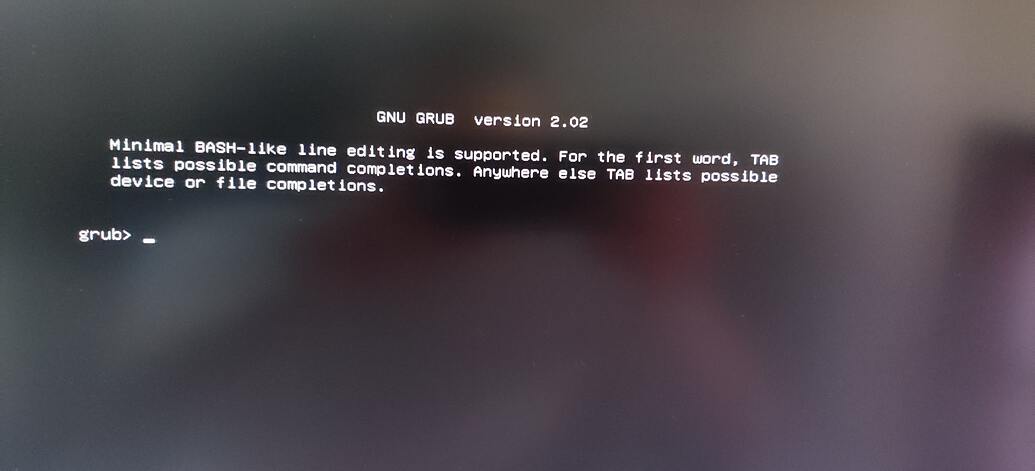 After installation. There is no Grub Menu. GNU Grub minimal Bash ... After installation. There is no Grub Menu. GNU Grub minimal Bash ...